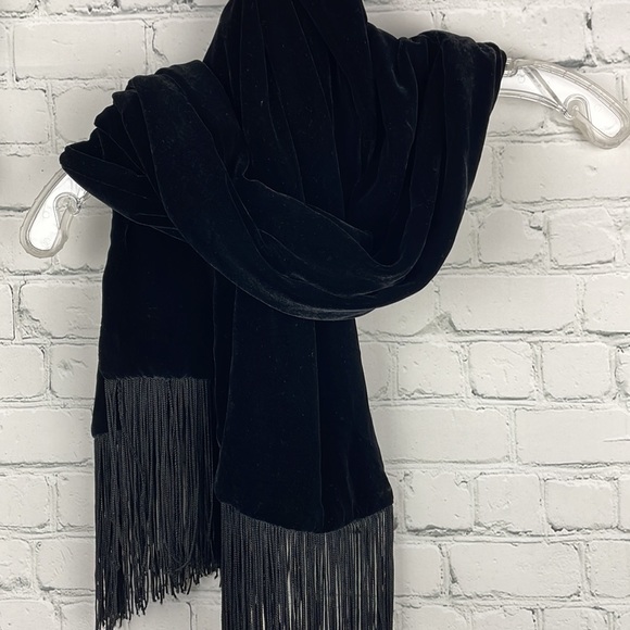 brenda kett | Accessories | Brenda Kett I Magnum Vintage Velvet Scar ...